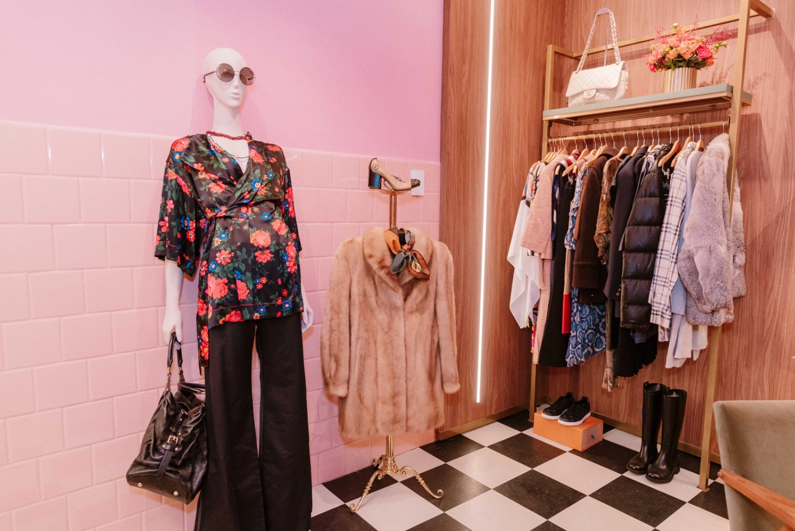 Por que comprar em brechós em vez de fast fashion? - Rehabita Brechó